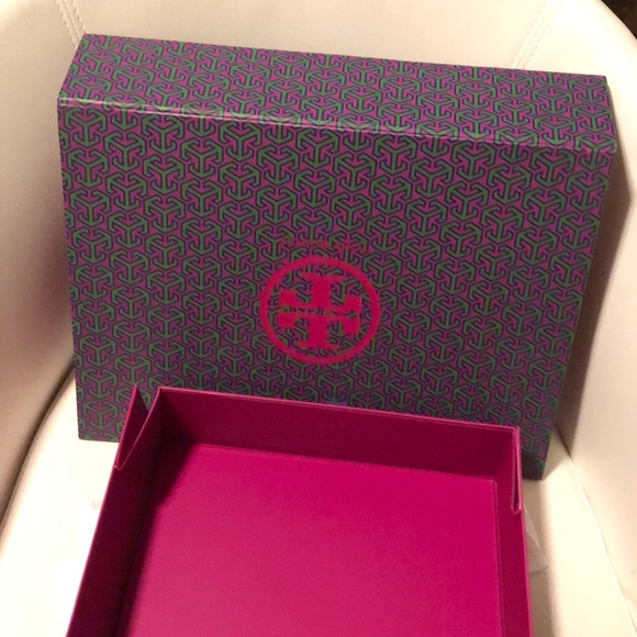 Tory Burch | Accessories | Tory Burch Box | Poshmark